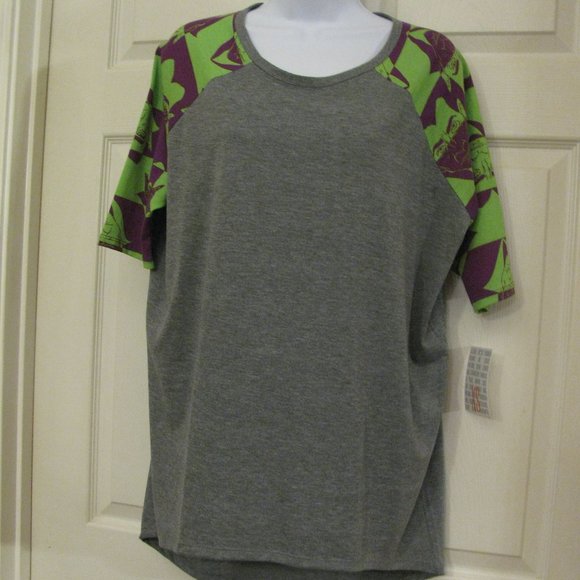 LuLaRoe | Tops | 2 5 Lularoe Irma Tunic Xs Nwt 36 Gray With Dracula ...